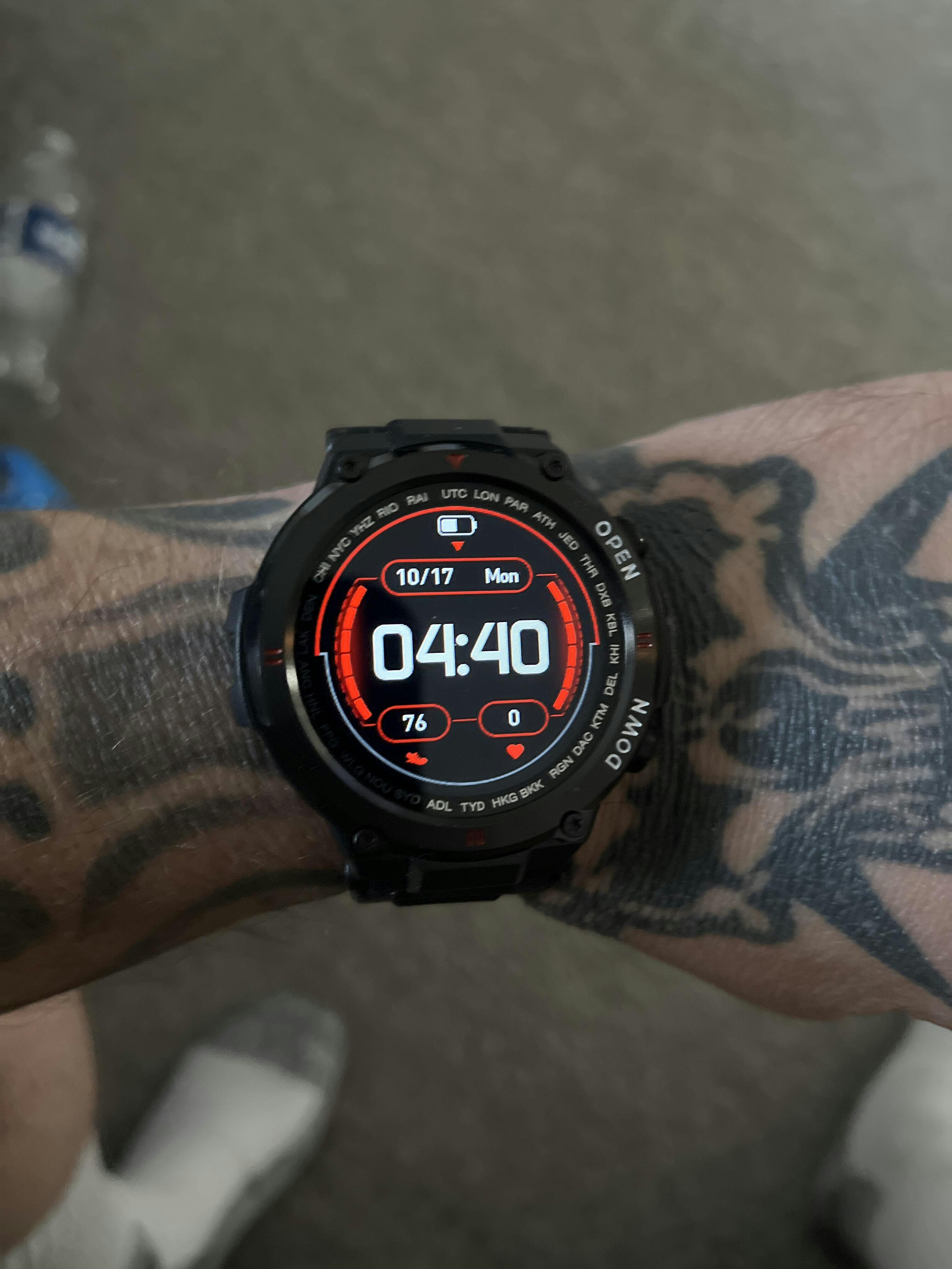 Luxium Crusader - Durable Smart Watch