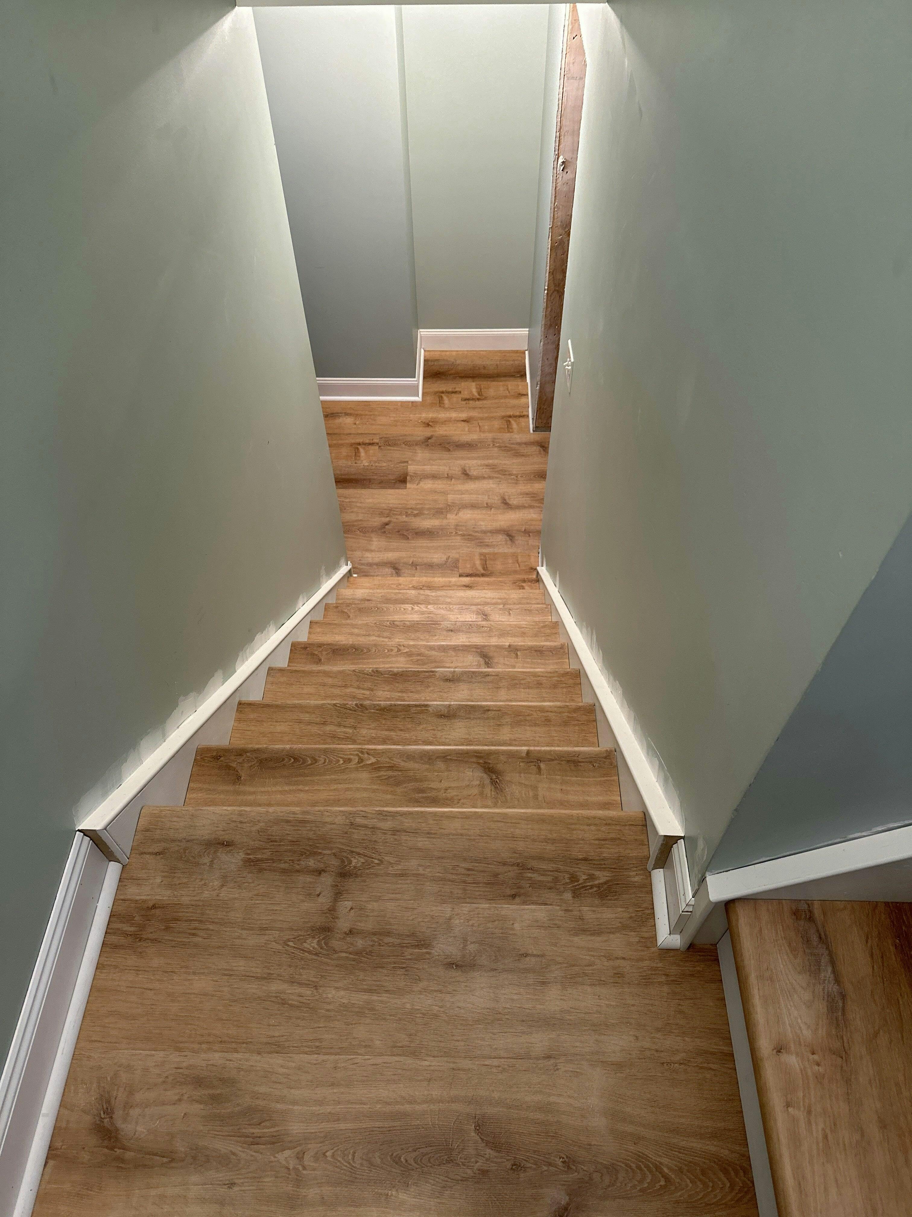 Fresh Oak Vinyl Flooring Stair Tread Luxury Vinyl Treads