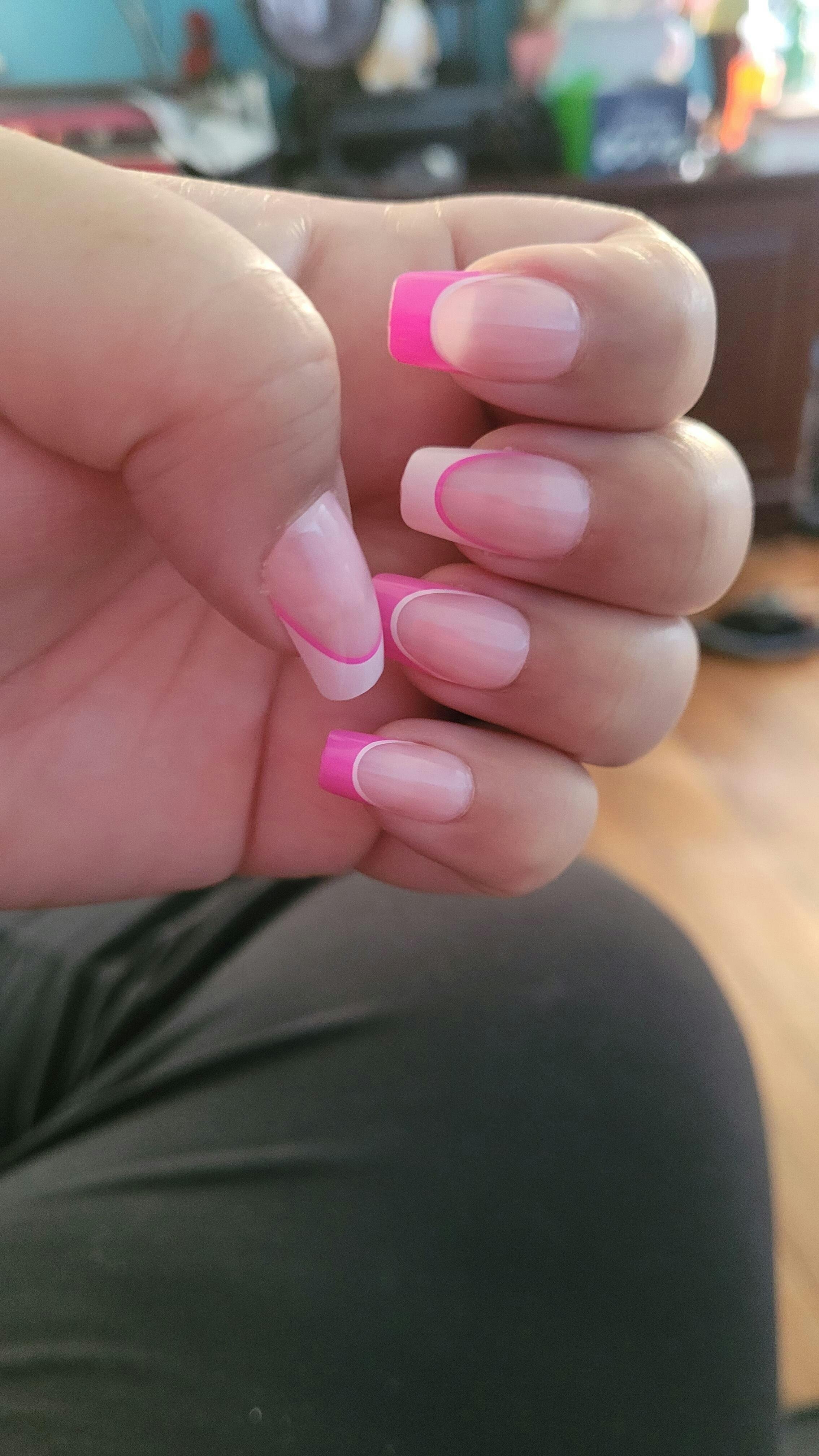 Modern Pink French Tip Press On Nails In Square Shape Luxxi