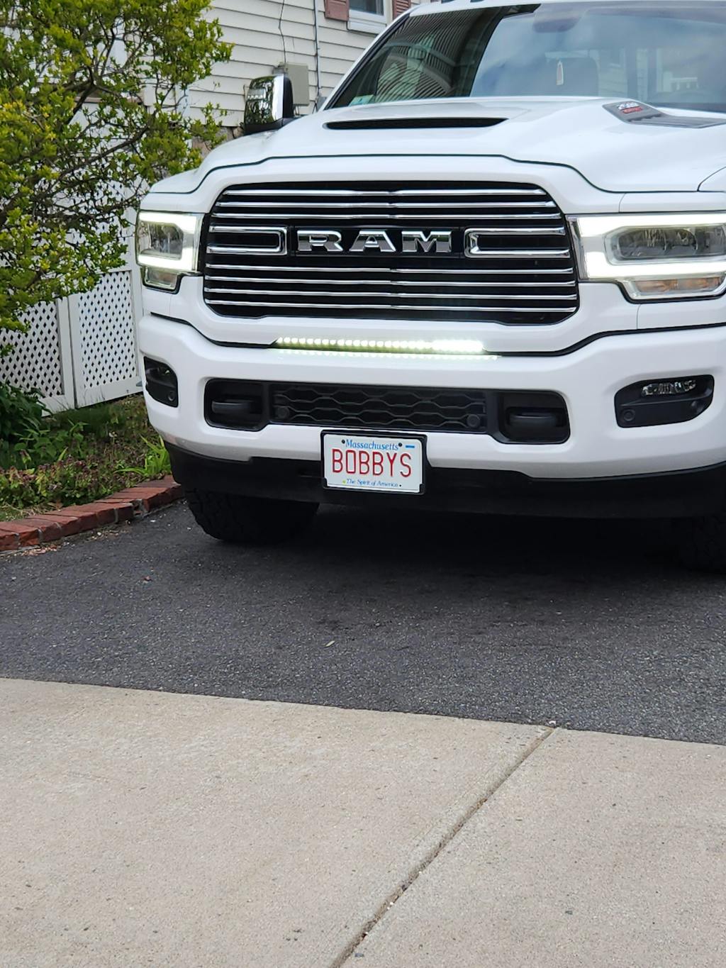 2019+ RAM 2500/3500 30in Light Bar | M&R Automotive