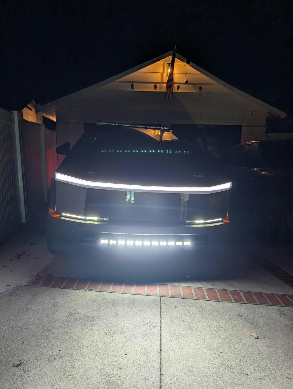 Tesla Cybertruck CyberLux LED Light Bar