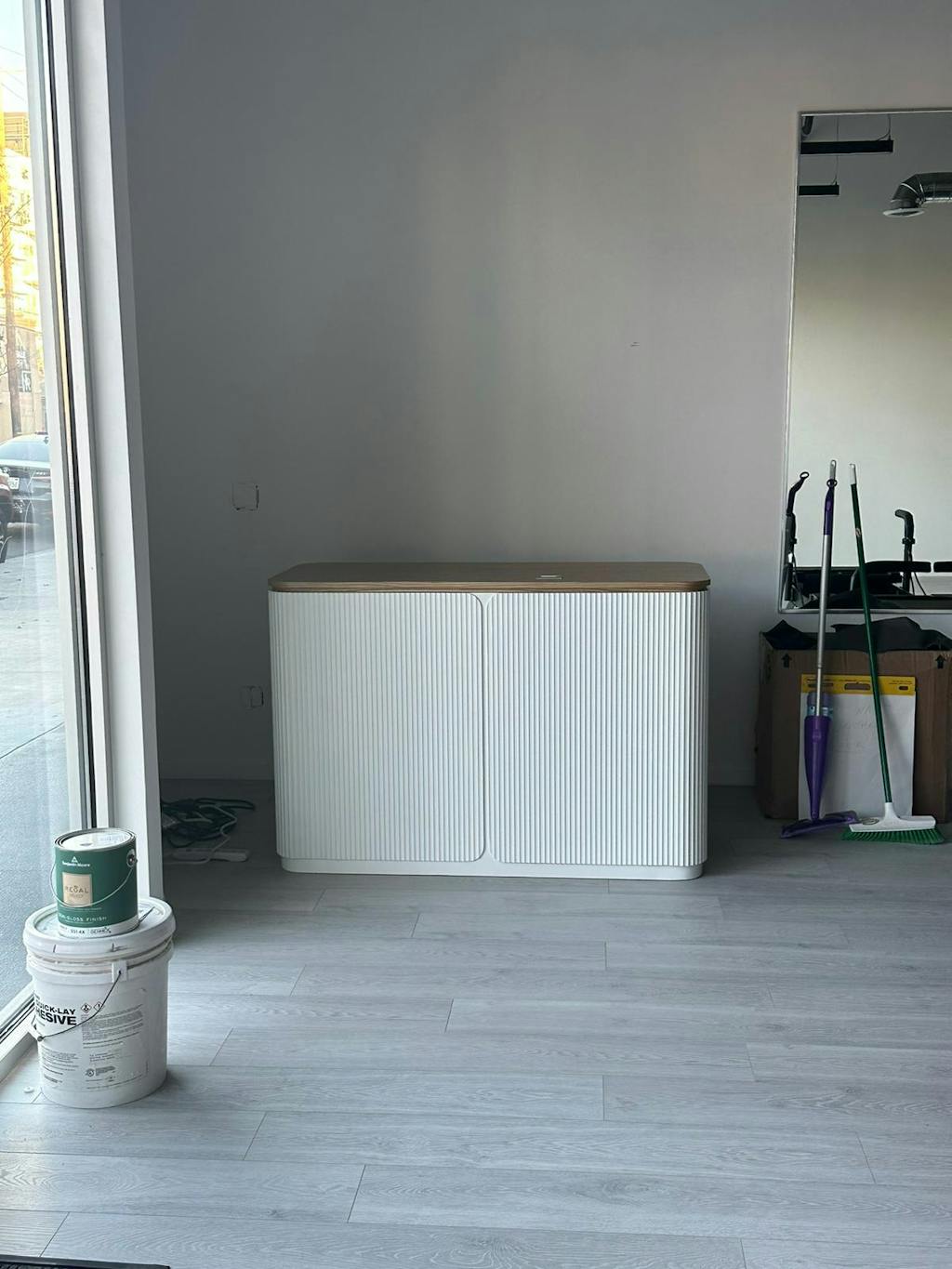 Arya Reeded Reception Desk of High Quality - M2 Retail