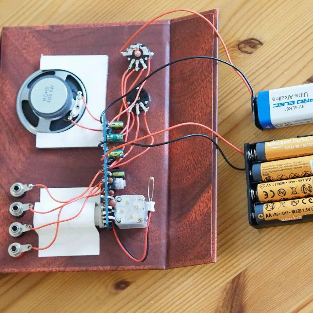 Build Your Own Tube Radio Kit – DIY Retro Electronics | MAD Factory