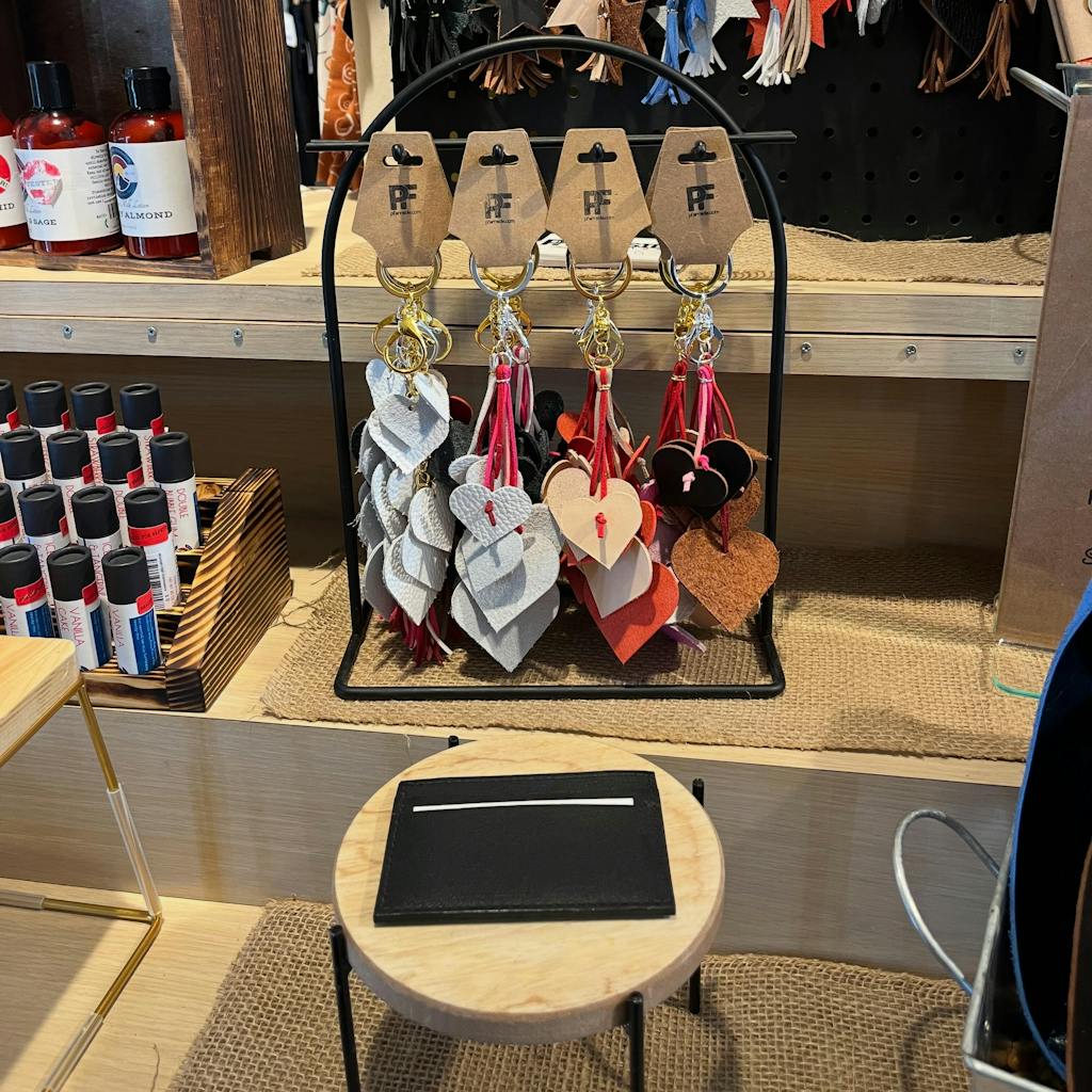 Adhesive Liner for Wallet – Made on Jupiter