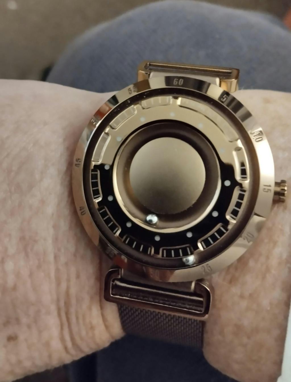 Magneto Watch Fusion Black Unisex Watch – 41.7mm – Timeless design with ...