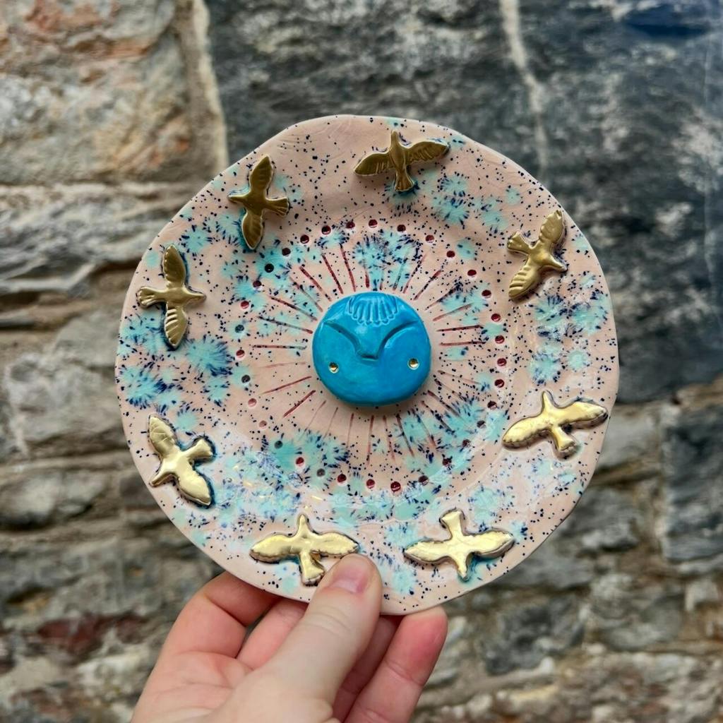 Clay Club Weekly Sessions – Magpie & Butterfly