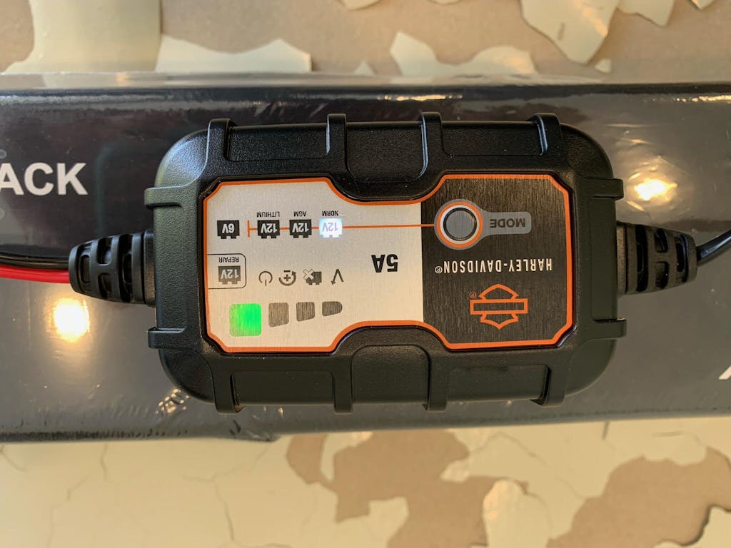 Harley-Davidson 5.0 Amp Dual-Mode Battery Charger | Maidstone HD ...