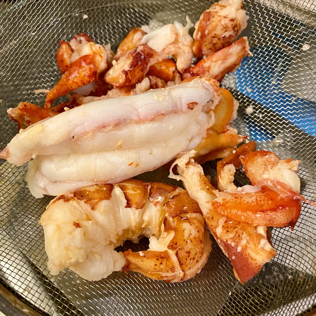 Fresh Lobster Meat By The Pound – Premium Maine Lobster Delivered Fast