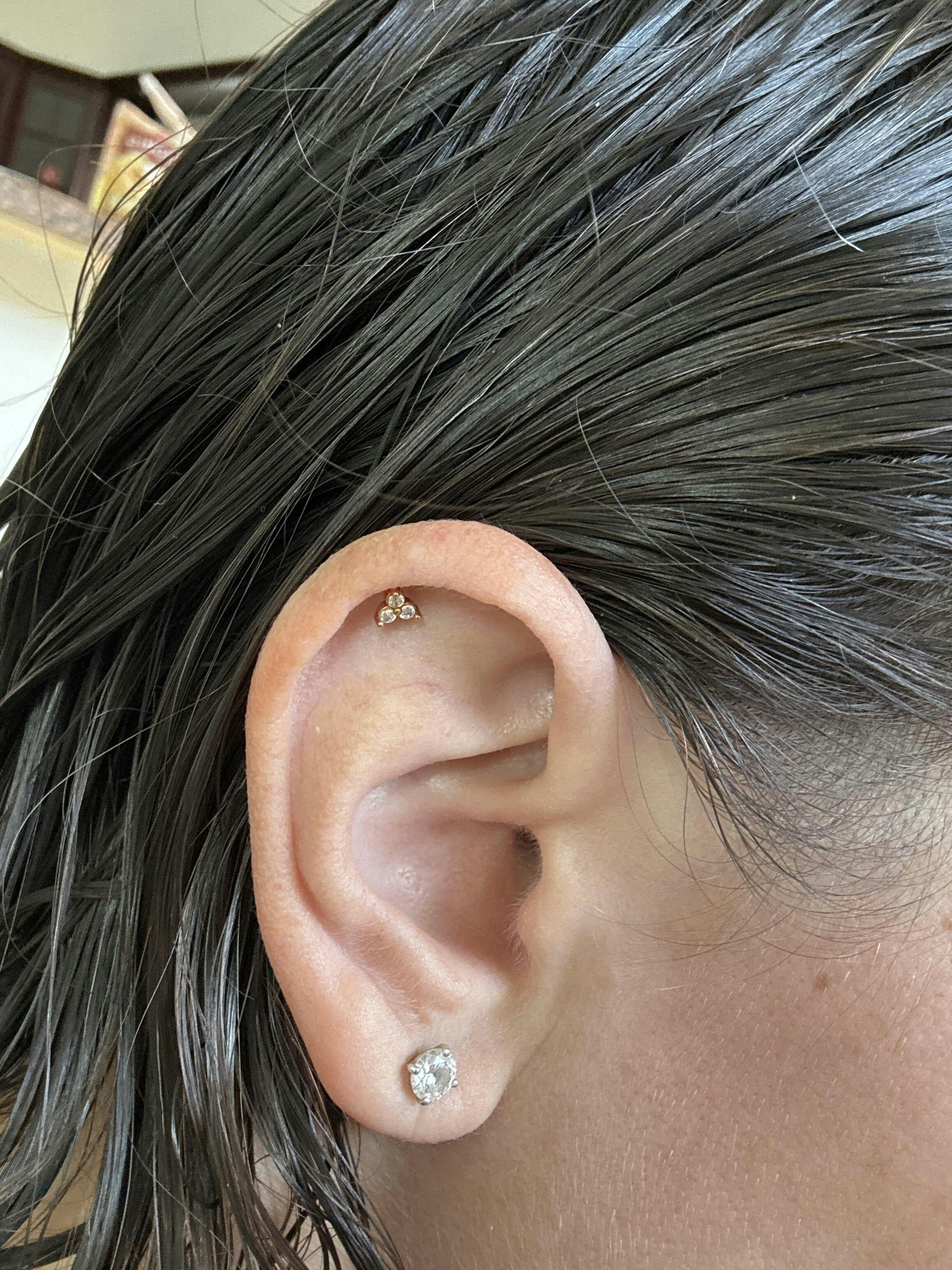 Mini Crystal Trinity Push Pin Flat Back Earring