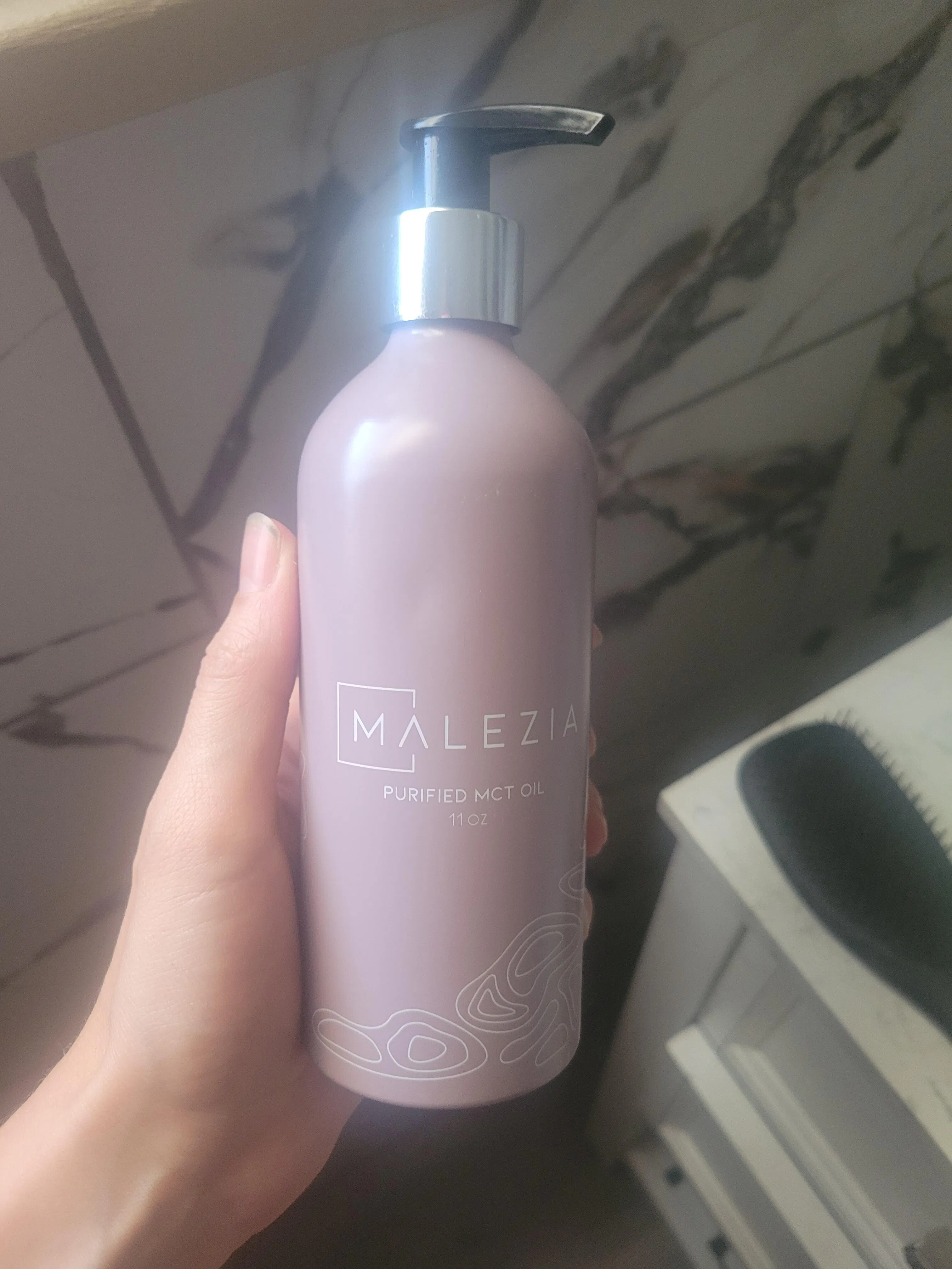 Malezia Purified MCT Oil - Clear Skin Begins Here.