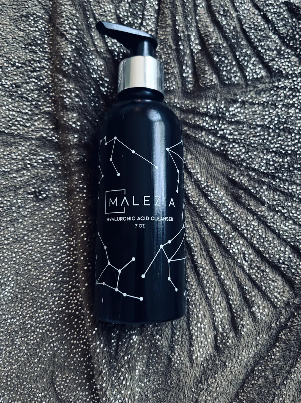 Malezia Hyaluronic Acid Cleanser for Glowing Skin