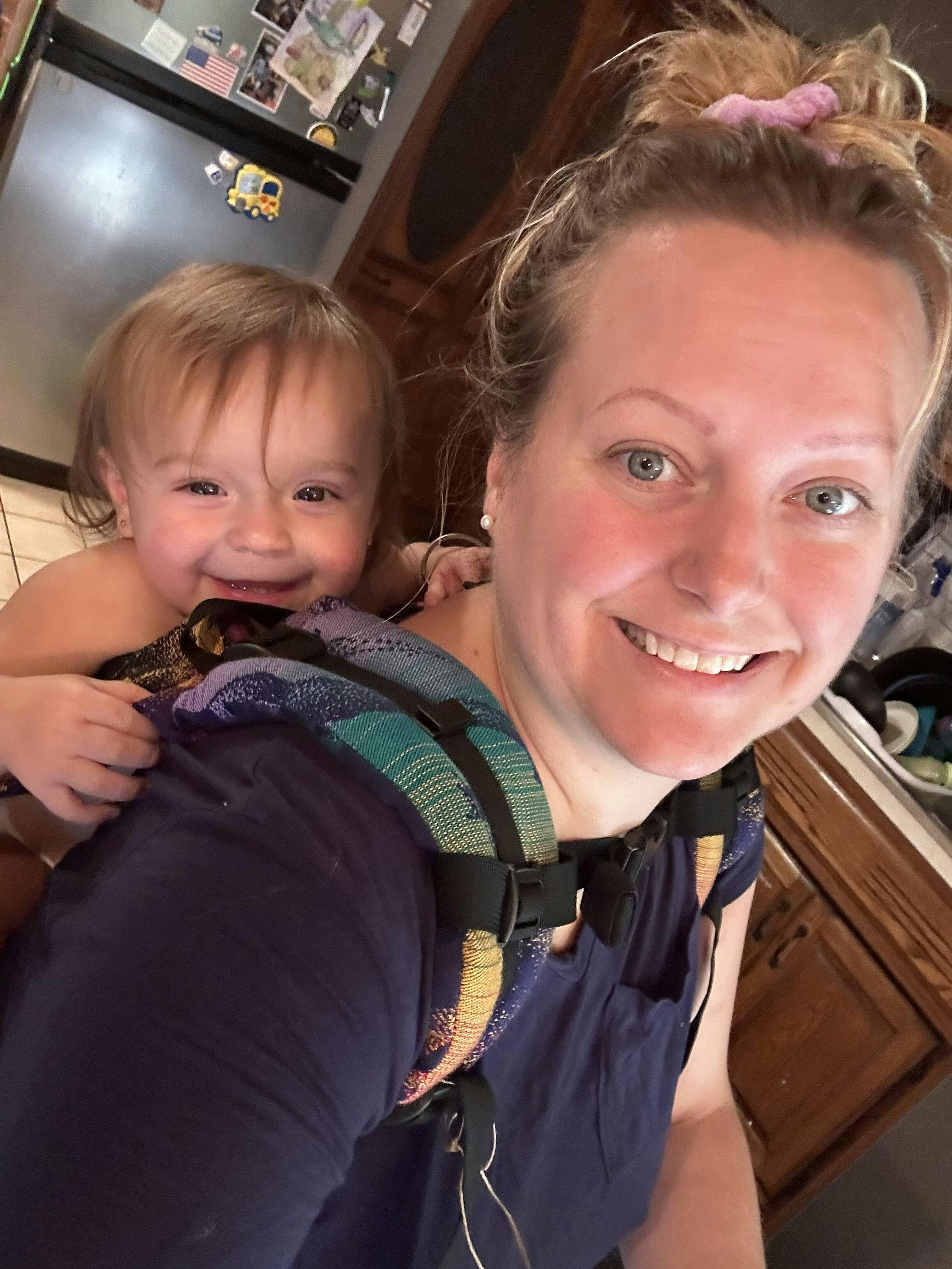 Onbuhimo, Airglow | Mama & Roo's