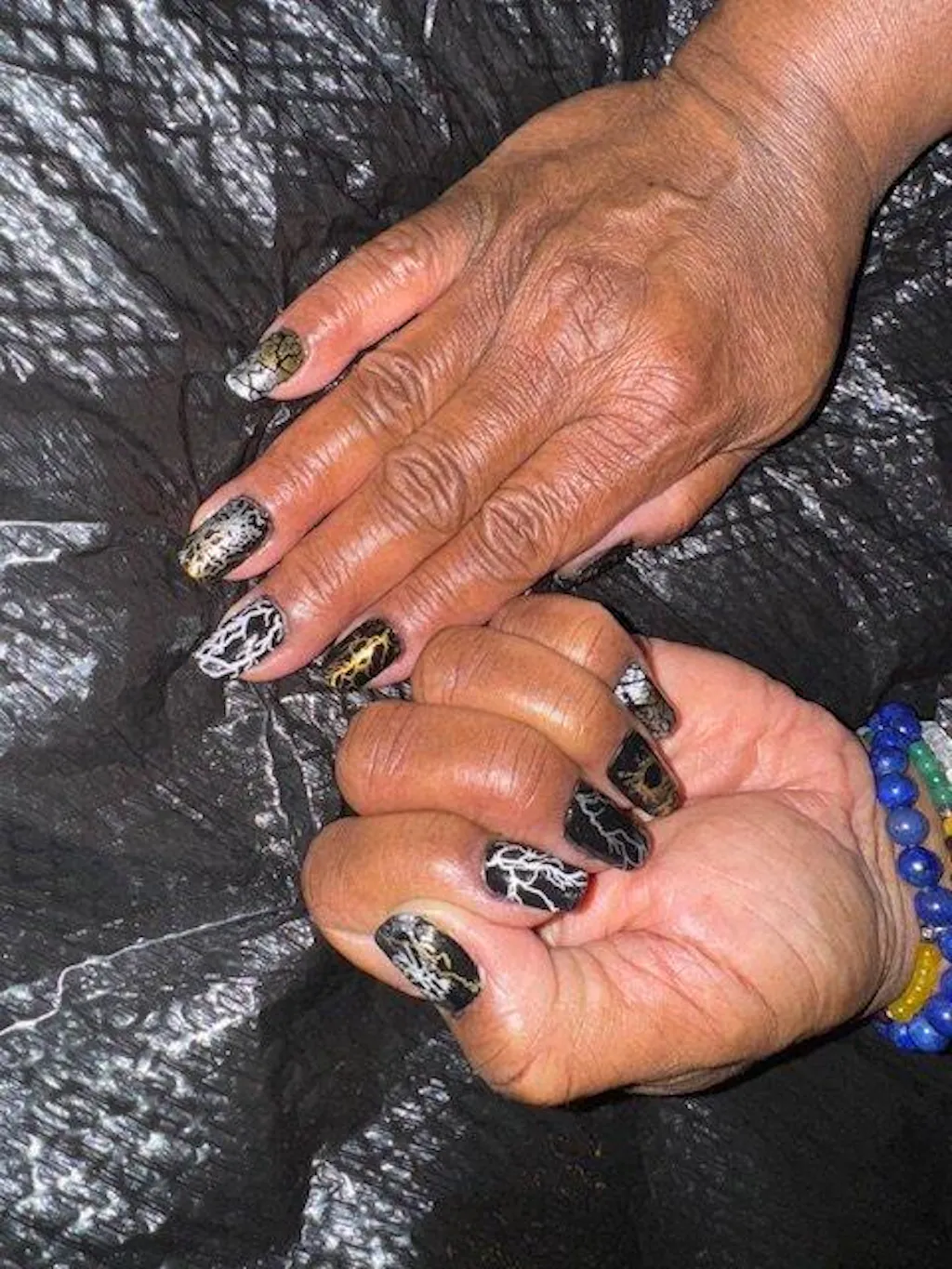 Lightning Strikes (M572) - Nail Stamping Plate – Maniology