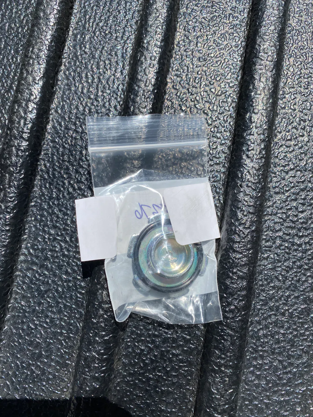 Mitsubishi OEM Front Case Castle Plug | Multiple Fitments (MD125376 ...