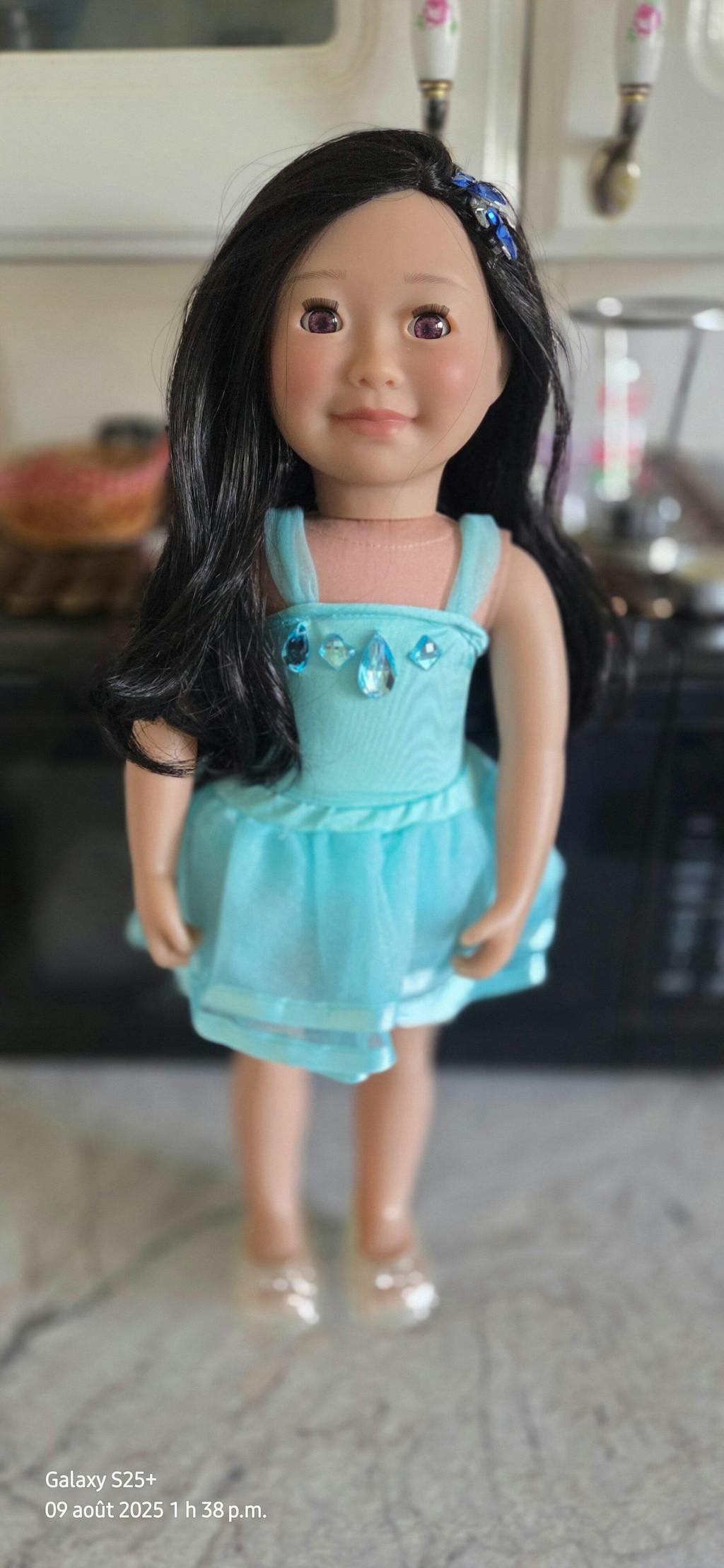 Saila KS1 | Maplelea Girl Doll from Nunavut, Canada