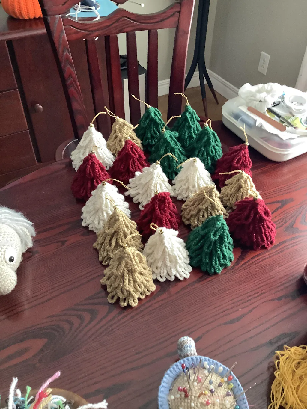 Loopy Trees Ornaments – Mary Maxim Ltd
