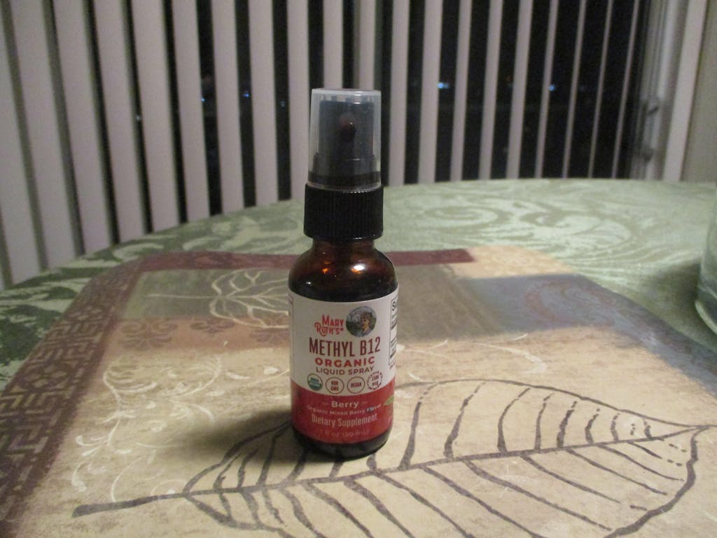 Liquid Methyl Vitamin B12 Spray – MaryRuth Organics