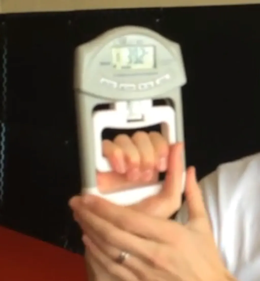 Grip Strength Tester Digital Hand Dynamometer - Hand Grip Strength Test