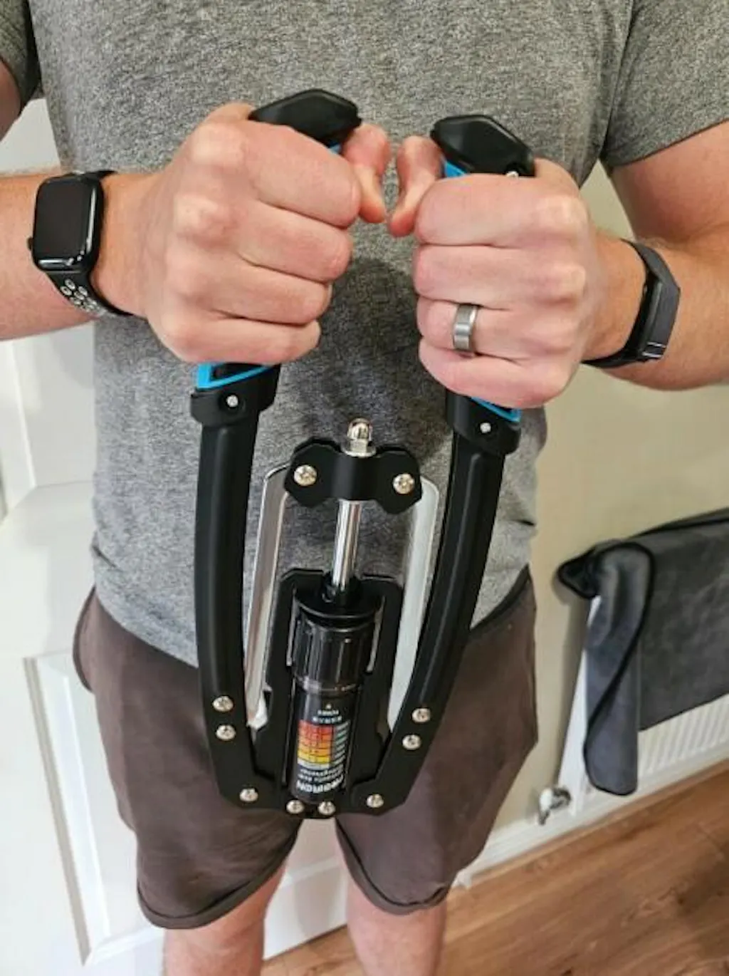 Arm Twister - 22-440lbs Hydraulic Power Twister | Game Changer