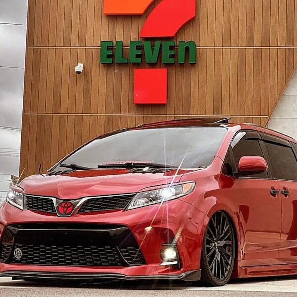 Shop TOYOTA Sienna 3rd Gen XL30 (2010-2020) FWD air ride suspension ...