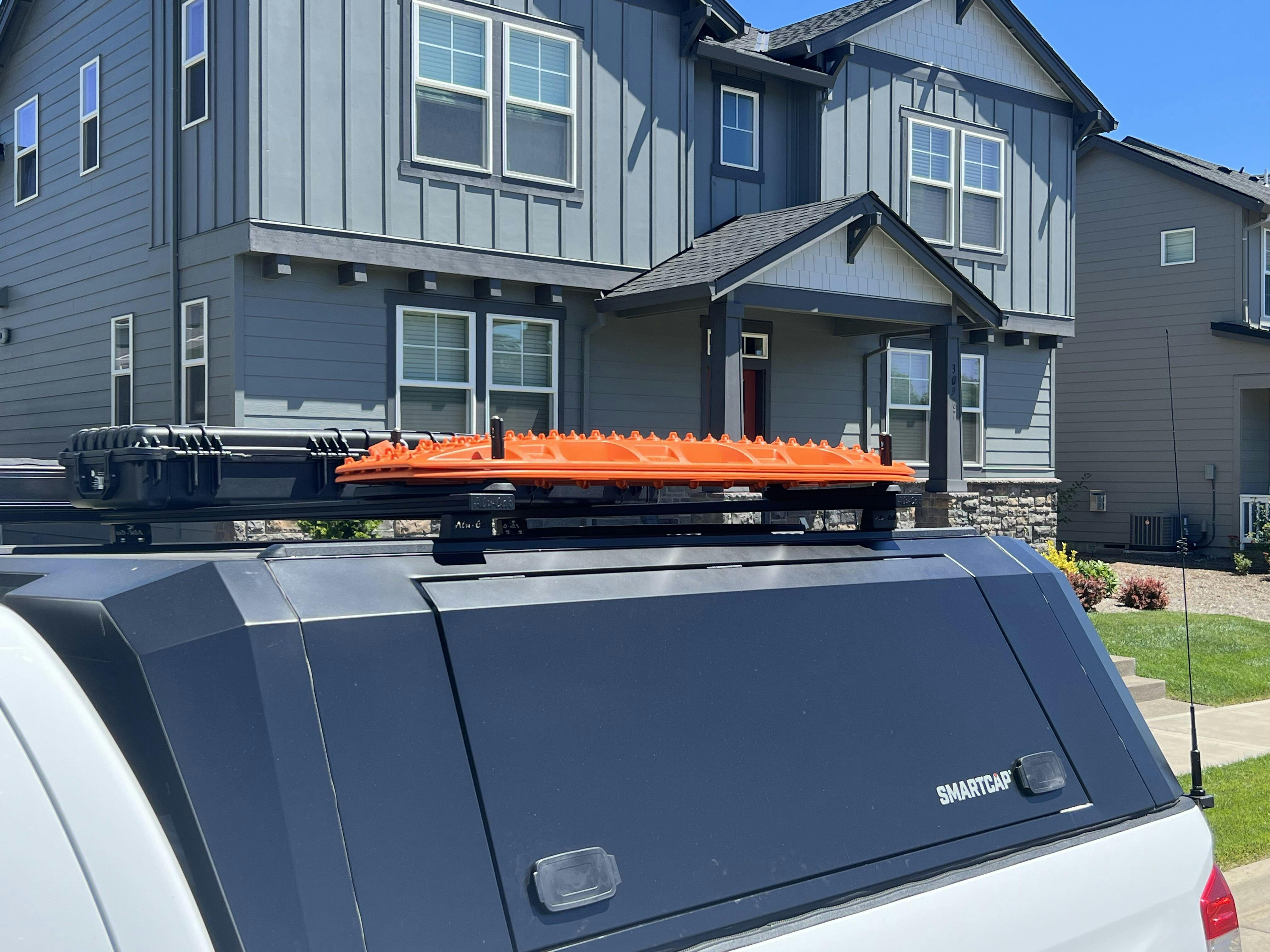 MAXTRAX FLAT RACK MOUNT XTREME XMPS WITH UNIVERSAL MOUNTING - Maxtrax USA