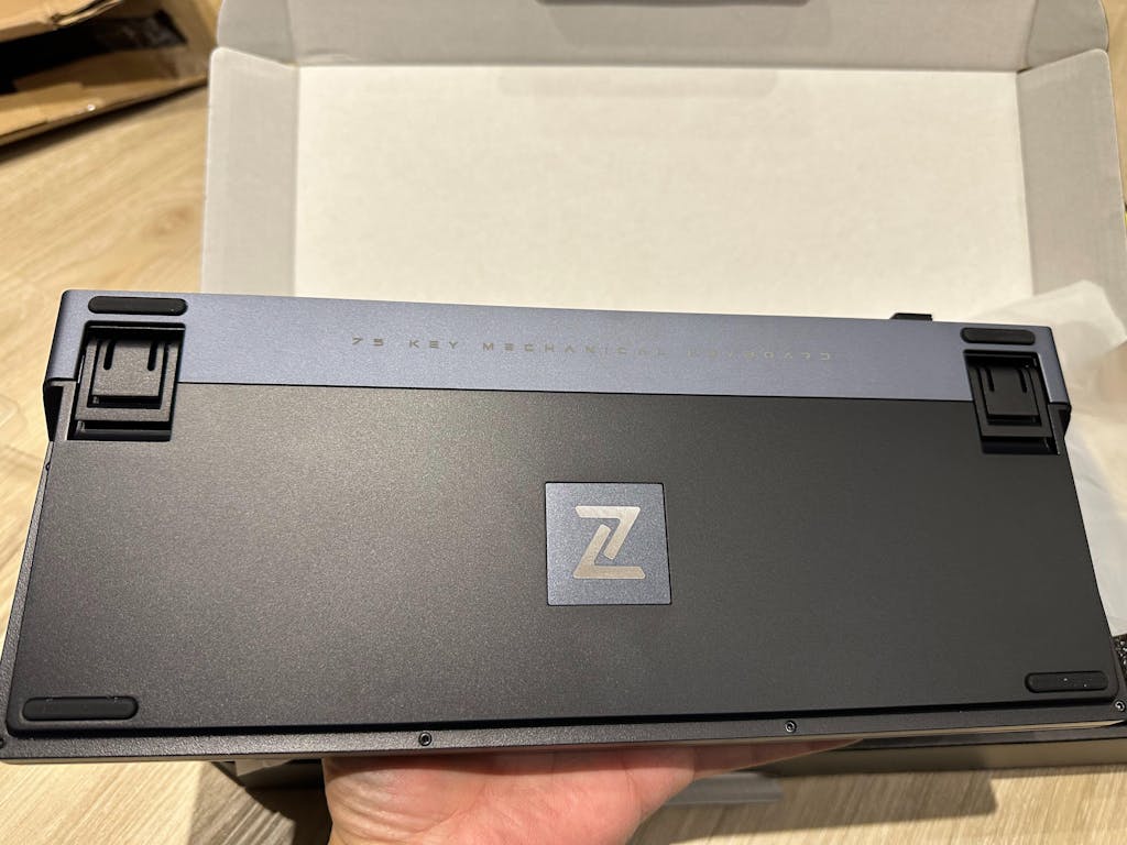 MCHOSE Z75 Metal Top Cover Mechanical Gaming Keyboard