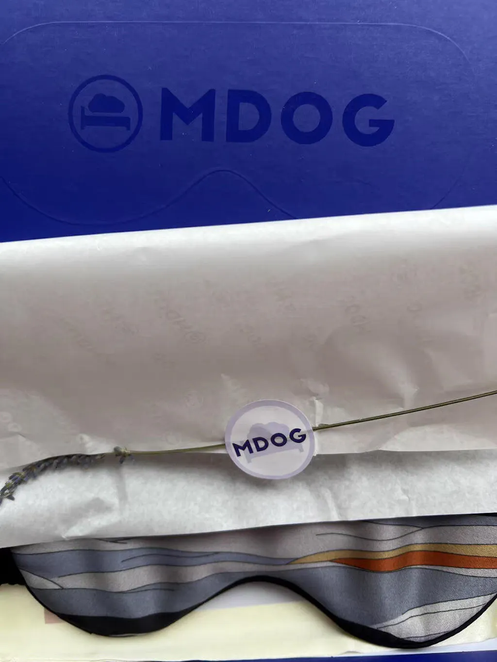 Hit Color Adjustment Strap Silk Sleep Mask – MDOG