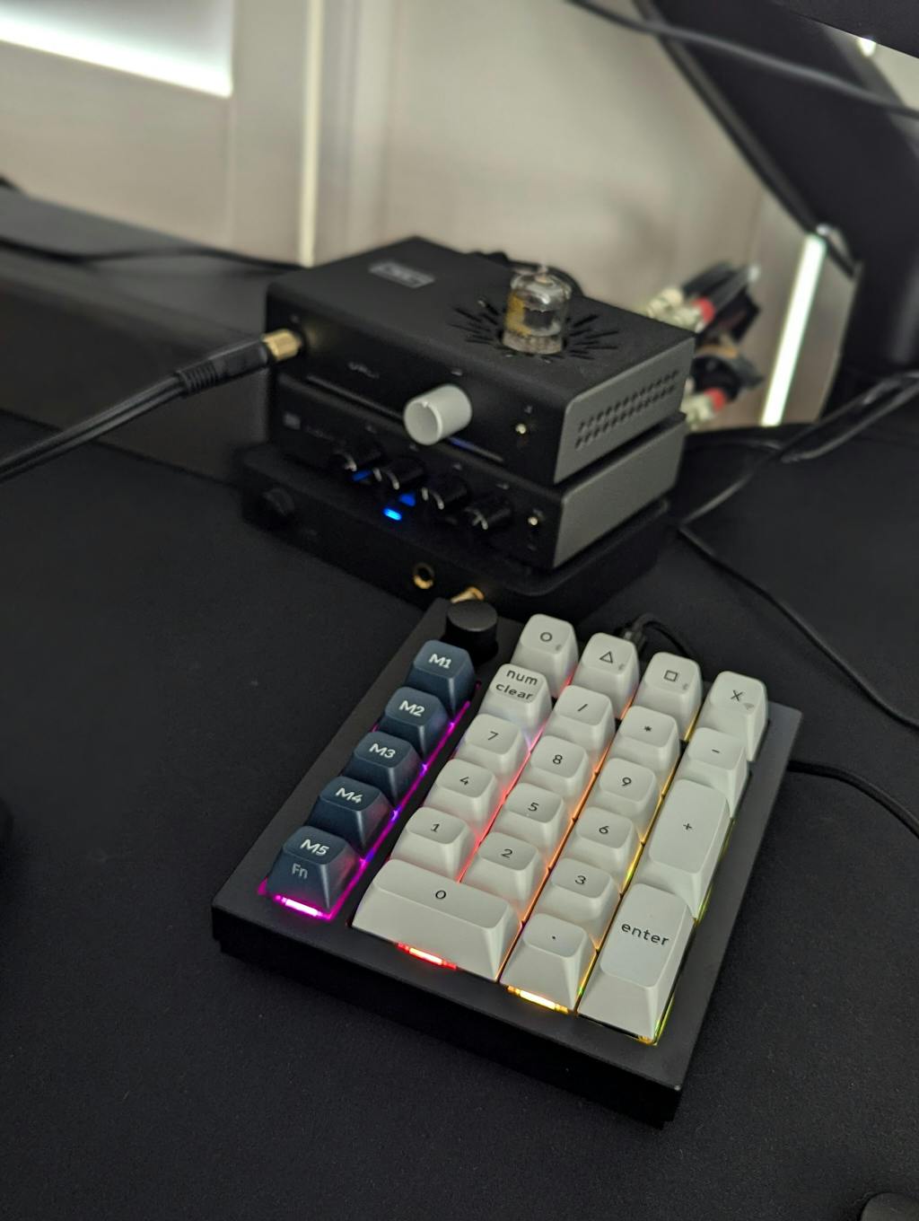 Keychron Q0 Max Aluminum Numpad Wireless Mechanical Keyboard