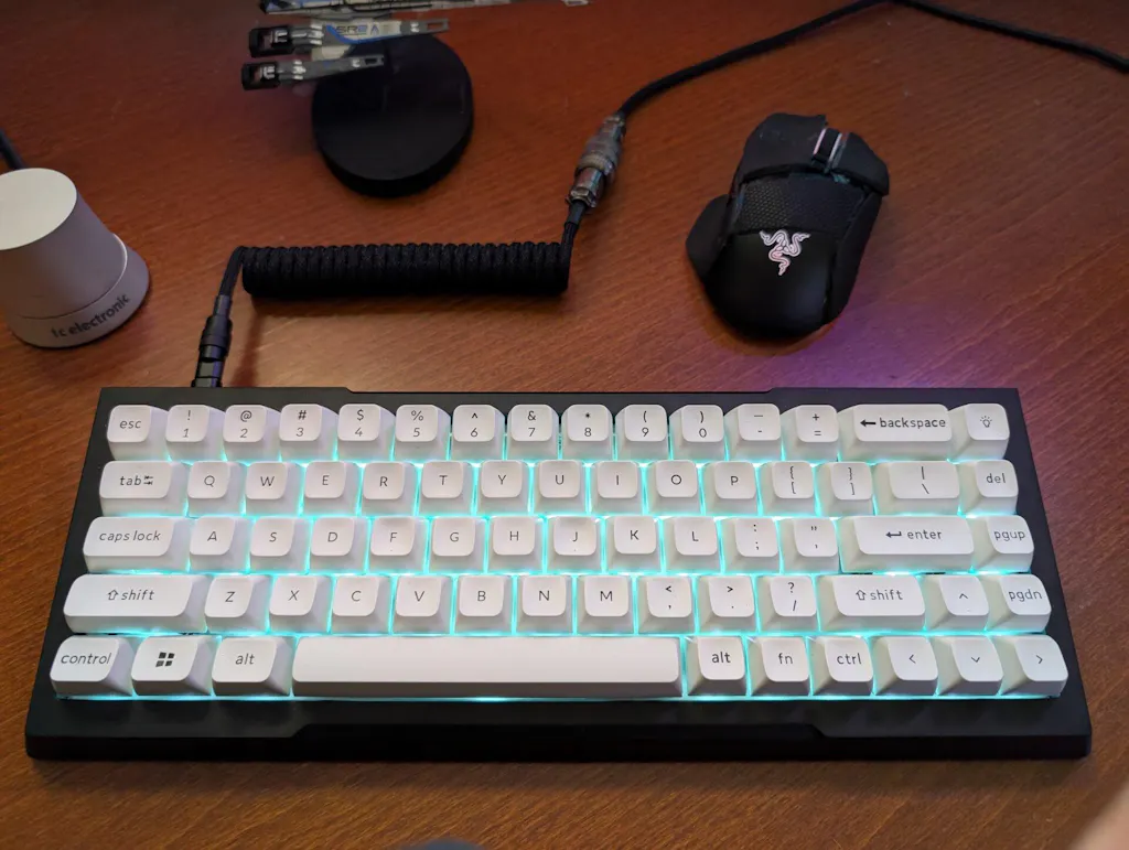 Keychron Black on White 137 Key KSA Profile Double Shot PBT Keycap Set