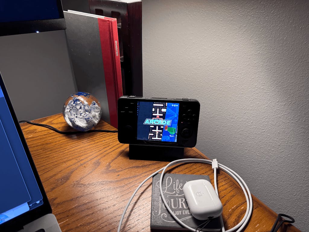 Retro Handheld Gaming Console For Sale - Mechdiy