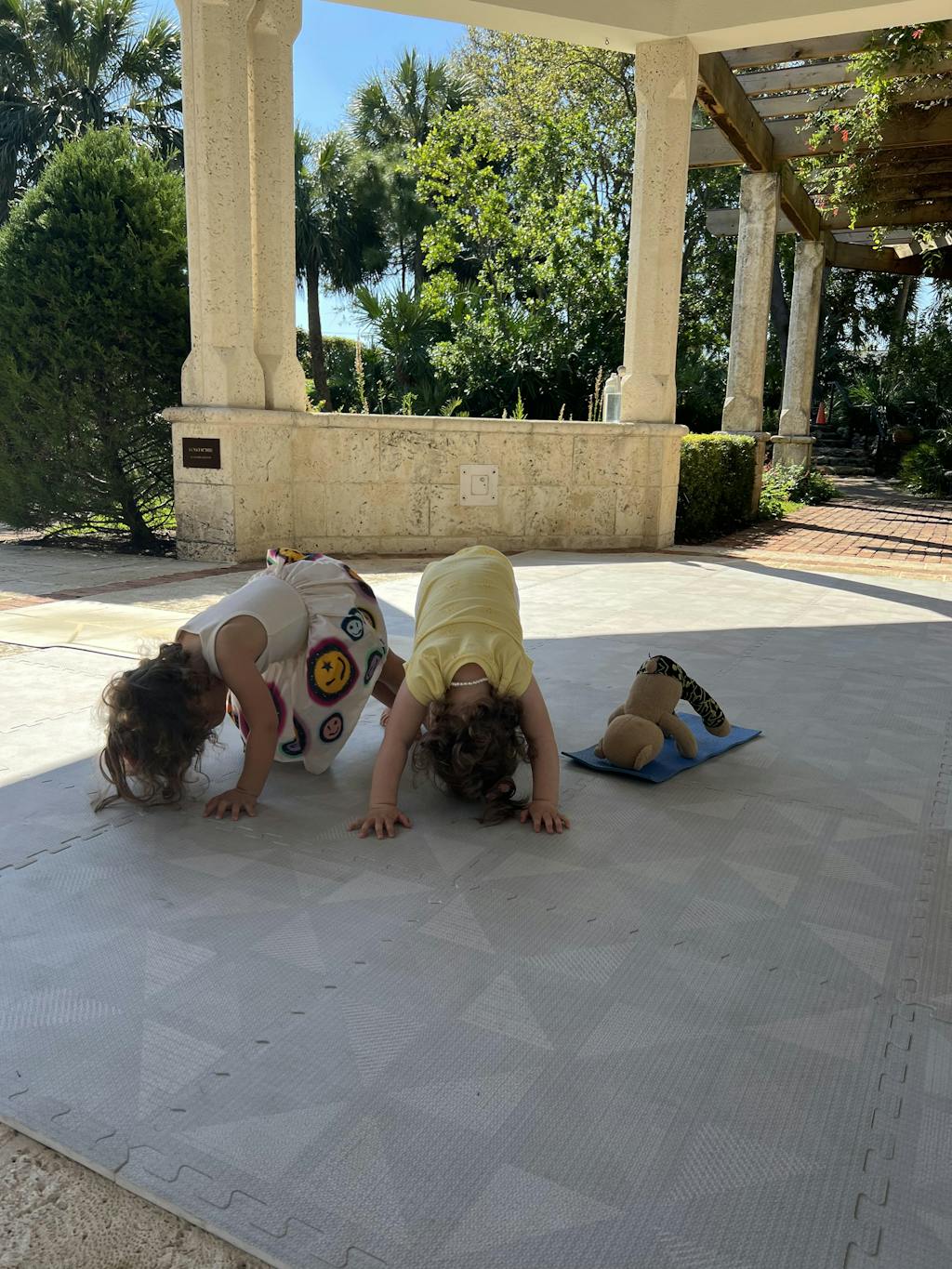 Meddy Teddy Original Yoga Teddy Bear Plush Toy (37 Cm.)