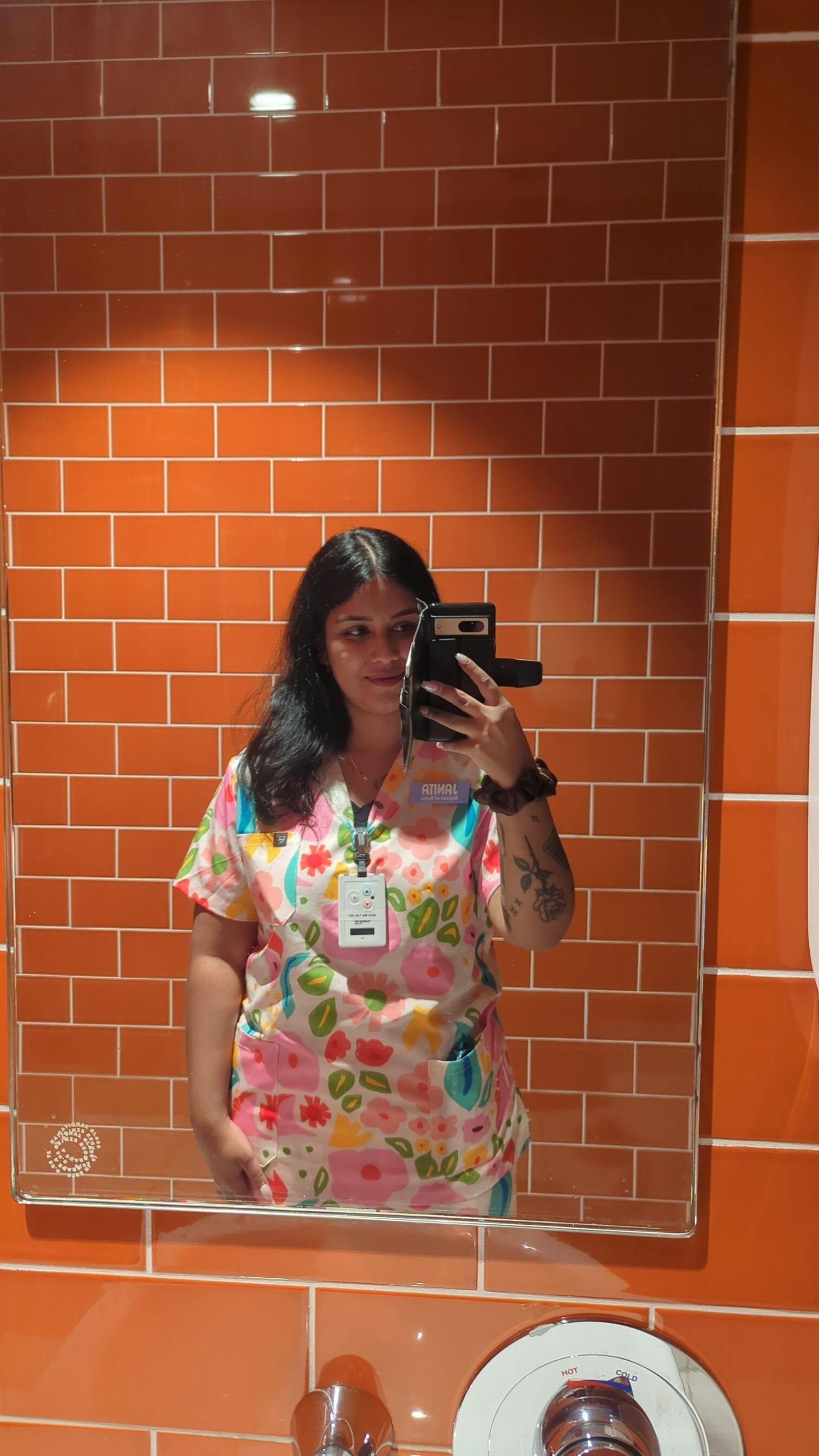 Abstract Garden Scrub Set l Fun Scrub Sets l Cute Scrub Sets – MedicWears