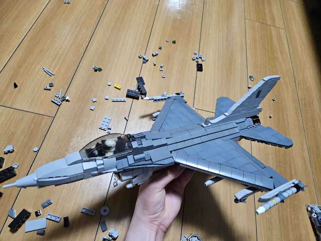 F-16C Fighting Falcon Aircraft Model DIY Building Blocks Set by just_a ...