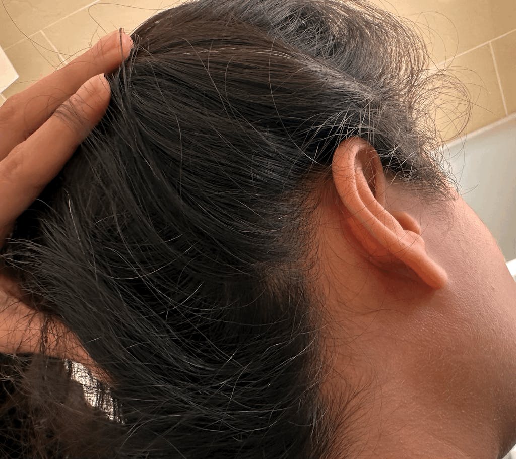 Ayurvedic Hair Growth Oil – Meeno Cosmetics