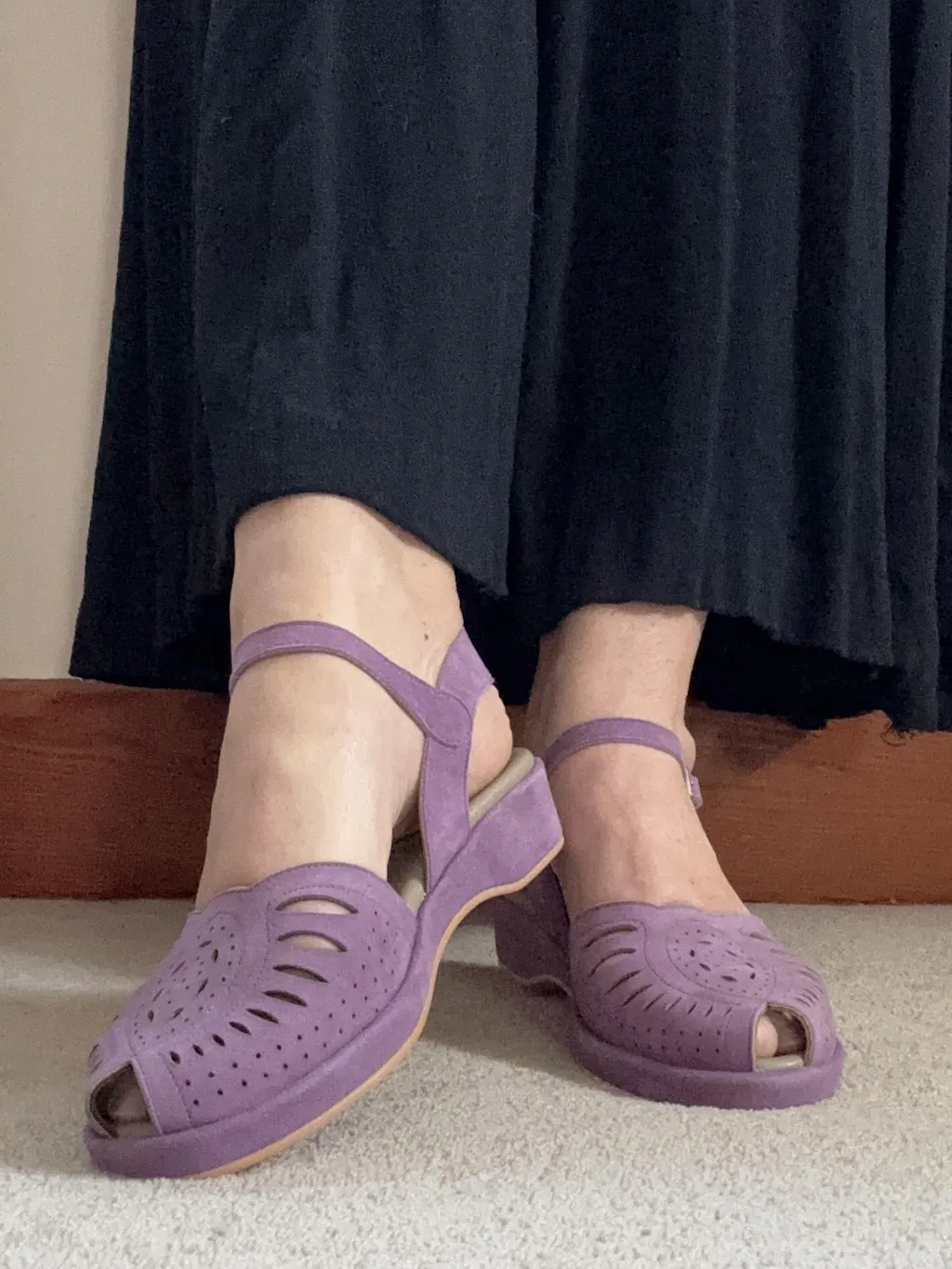 1940s / 50s style suede wedge - Red - Ella – memery