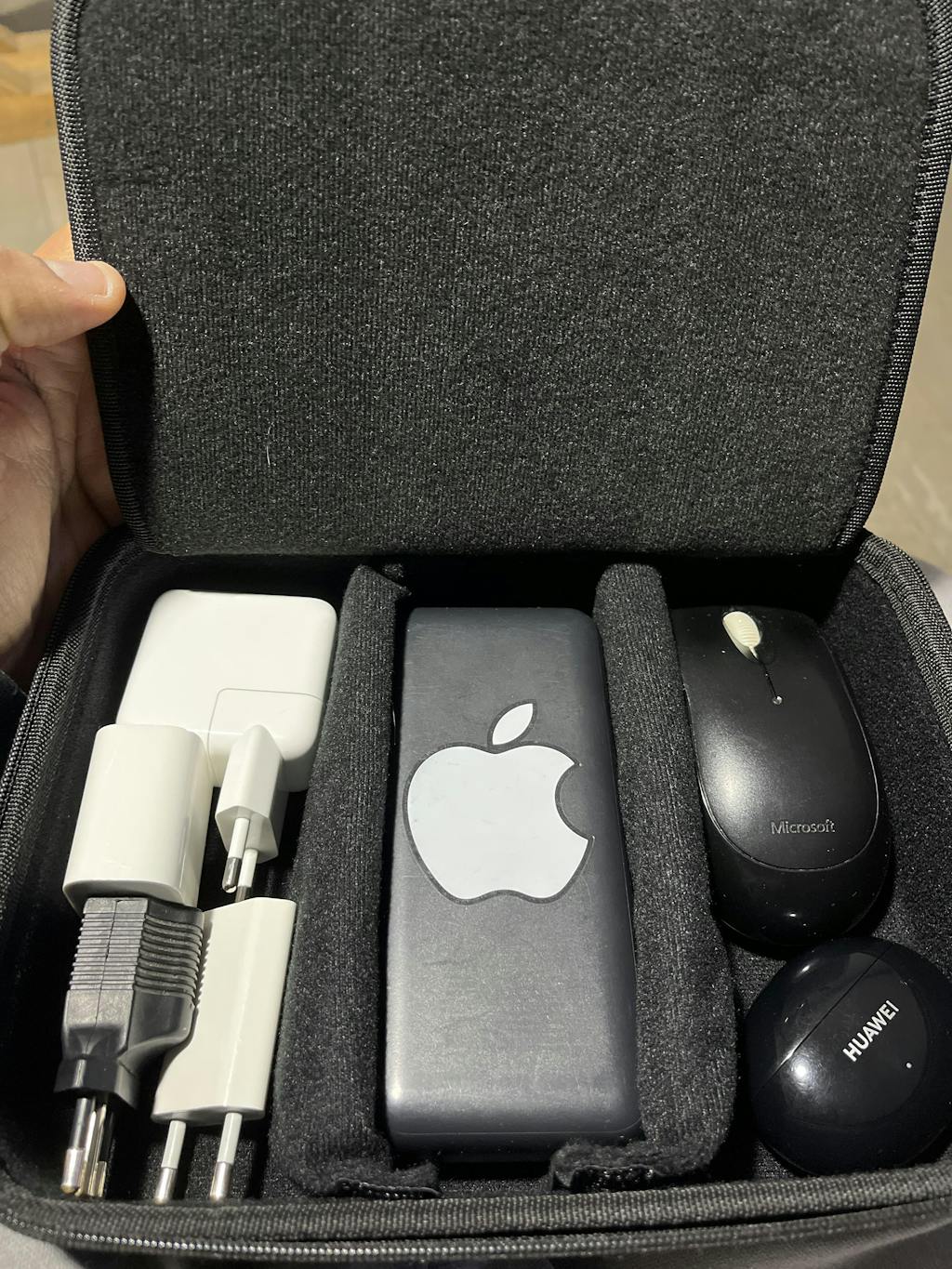 THE GADGET BOX (Estuche para Cables) – mennt.cl