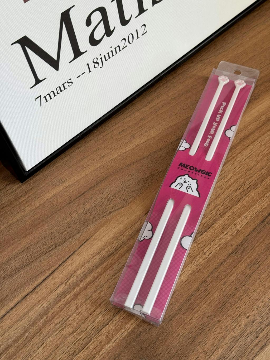 cat paw chopsticks - meowgic chopsticks -cute chopsticks – Meowgic Cat ...