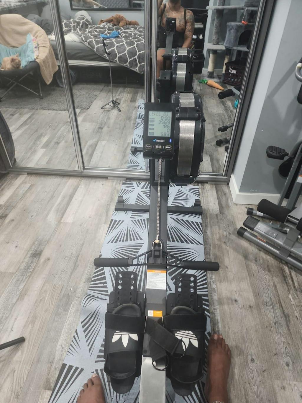 MERACH Pro Air Resistance Rowing Machine Air Resistance Rower for Home