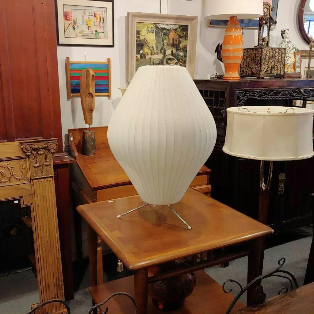 Nelson Tripod Table Lamp – Metavaya