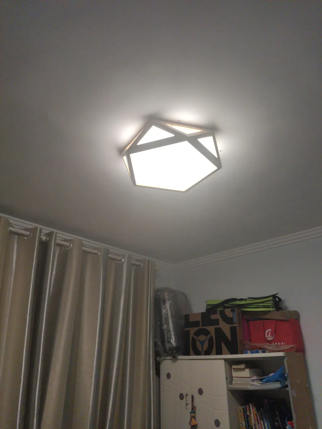 Geometric Wood Ceiling Light – Metavaya