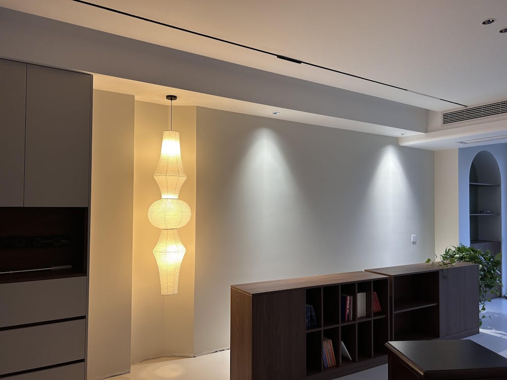 Shop Akari E Ceiling Light & Pendant Lights – Metavaya