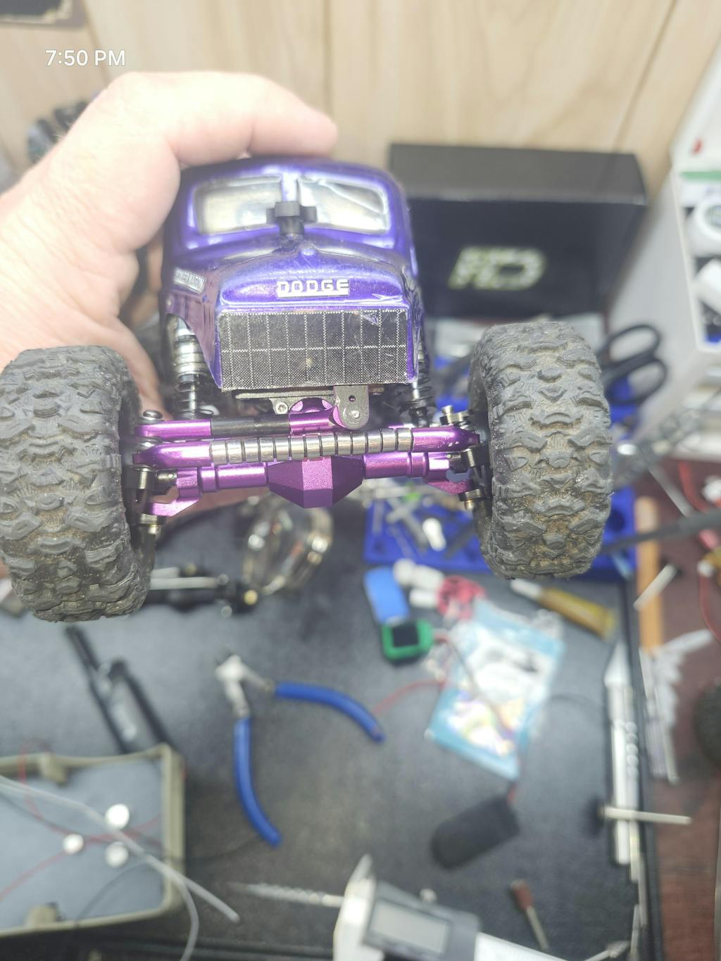 MEUS Racing SCX24 Metal Isokinetic Front and Rear Axles with 3-Section