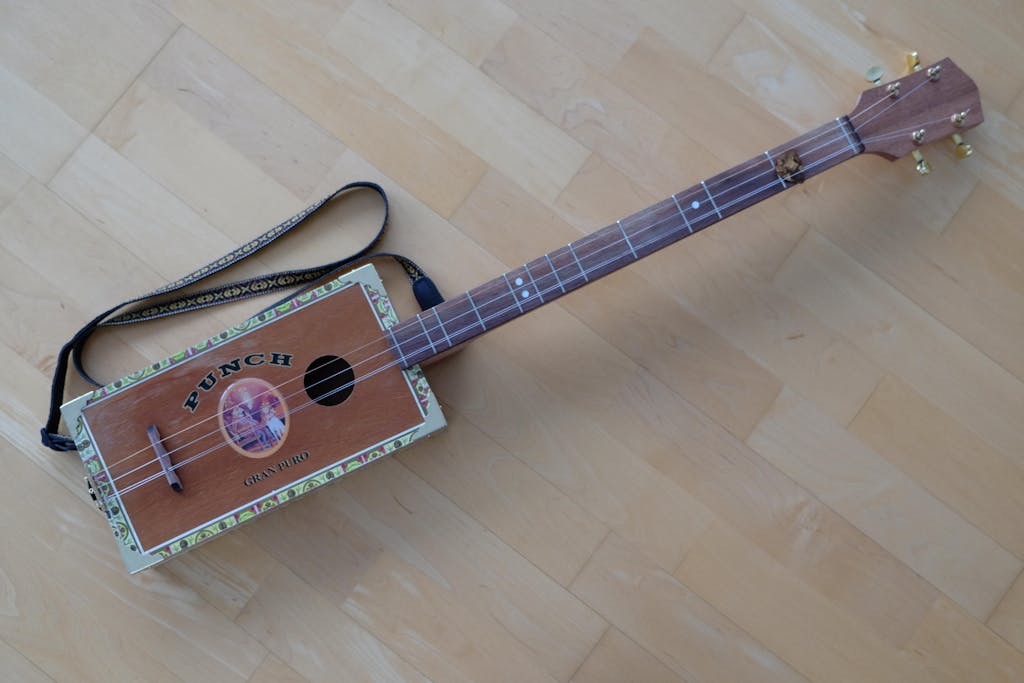 Easy Neck Diatonic 24 inch Scale – MGB