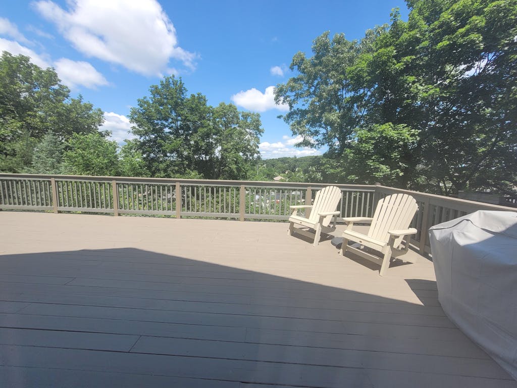 Fist Fight | T Shirt | Middle Class Fancy