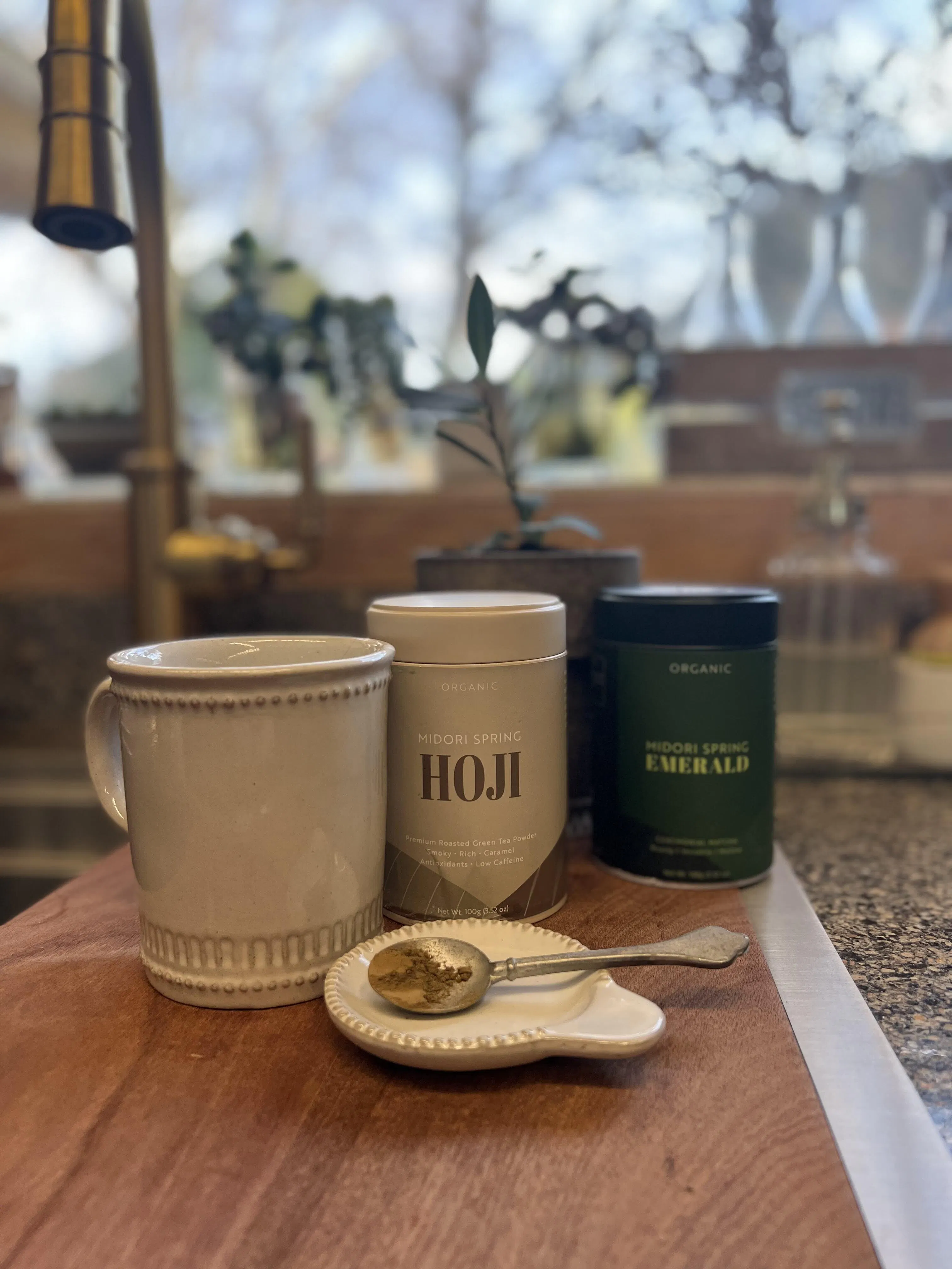 HOJI- Premium Roasted Green Tea Powder – Midori Spring