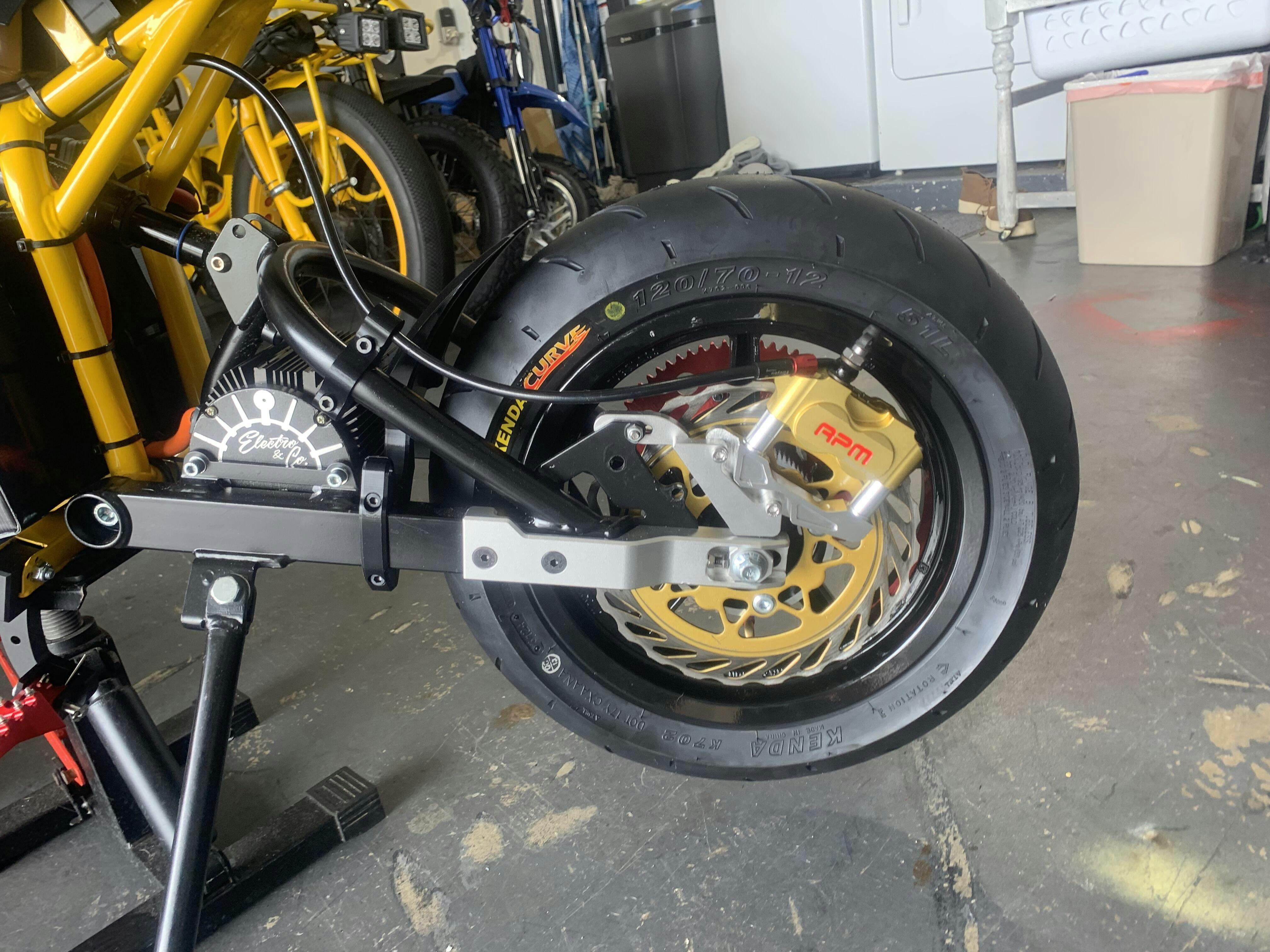 12in Wheel Set w/ Kenda Curve Tires – Midwest Mini Mods