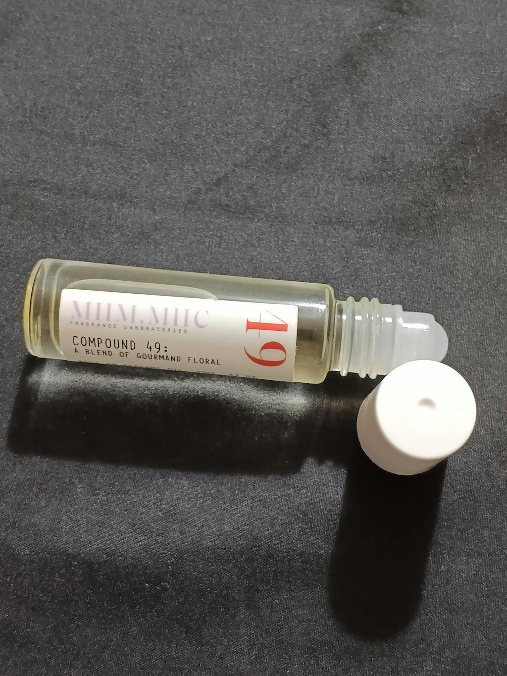 No 49 GOURMAND FLORAL Roll-On Perfume – MIIM.MIIC