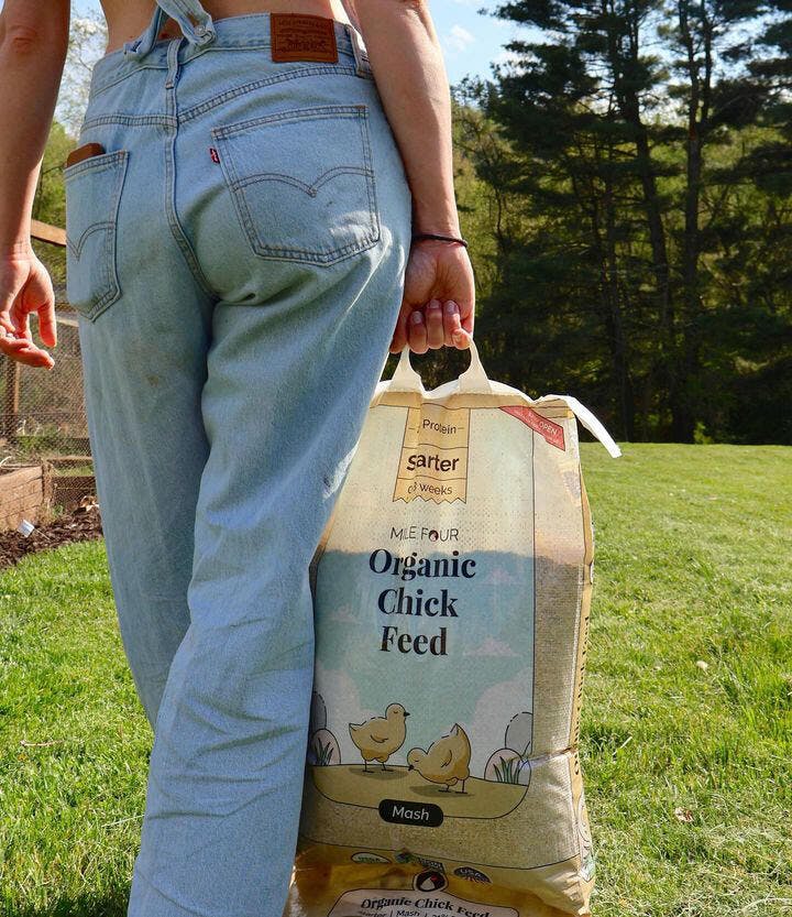 Buy Bulk Organic Chicken Feed | Save 75%+ Full Pallet Fresh Feed – Mile ...