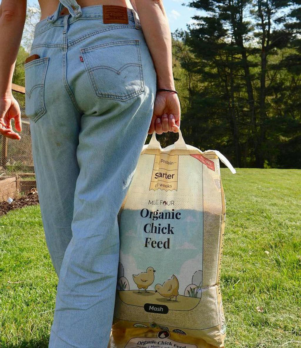 Buy Bulk Organic Chicken Feed | Save 75%+ Full Pallet Fresh Feed – Mile ...