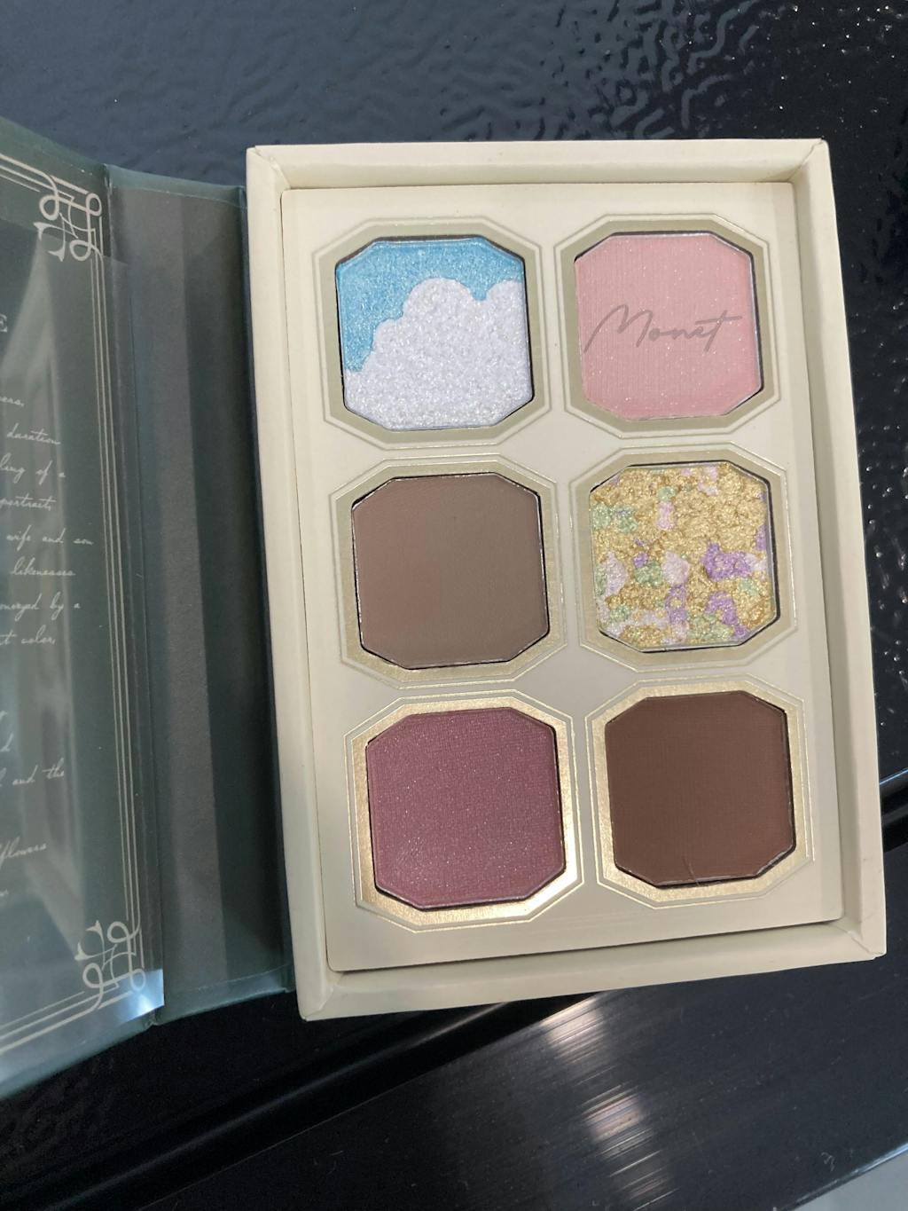 Millefee Painting Eyeshadow Palette-04 Woman With A Parasol – MilleFée